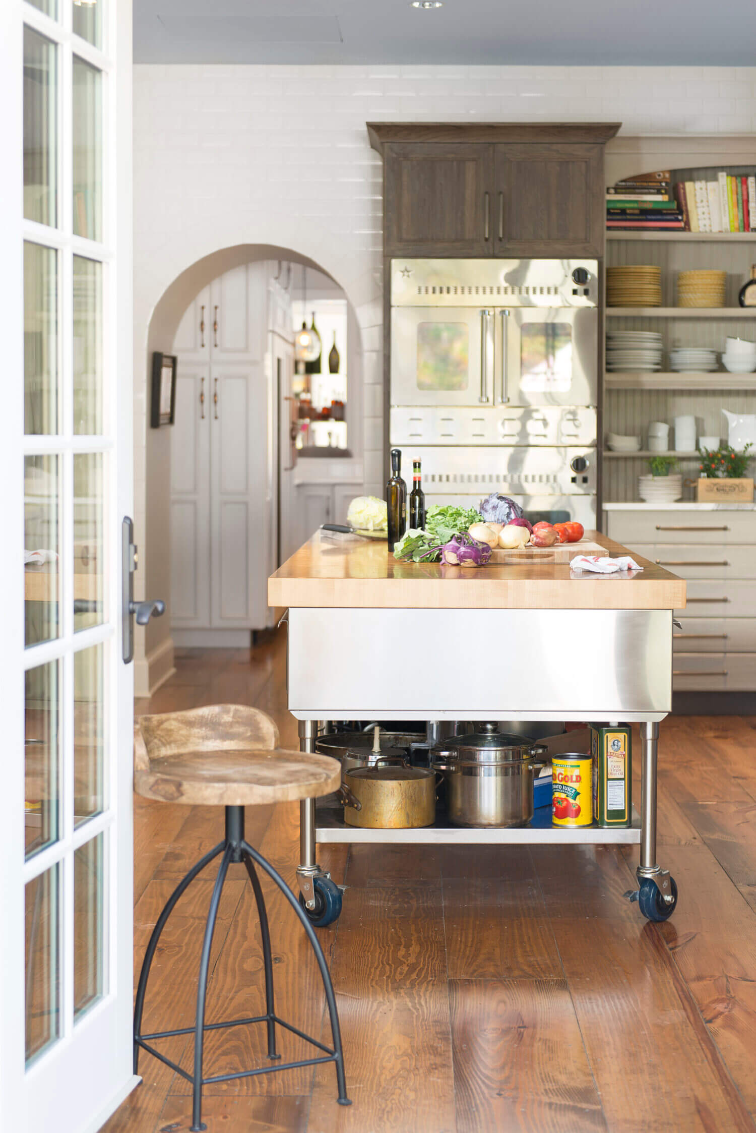 Restaurant-Inspired Working Kitchen - Dura Supreme Cabinetry