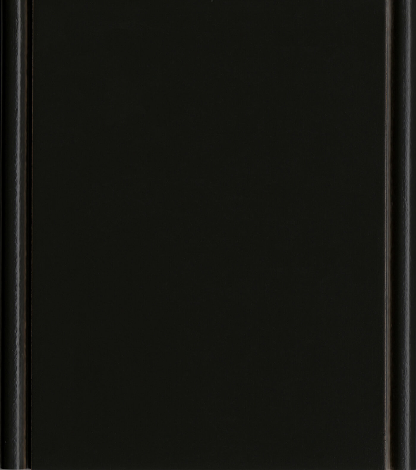 Black Painted Cabinet Finish Color: Dura Supreme Cabinetry